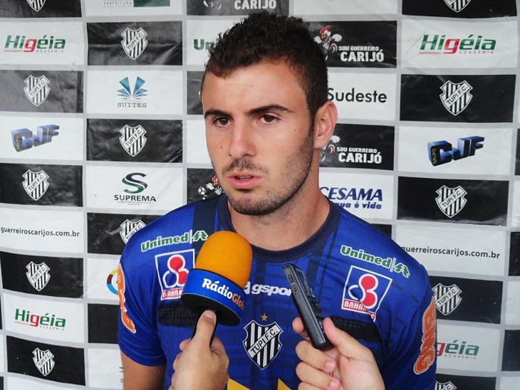 Goleiro divinopolitano é campeão Goiano em um título inédito. - Portal MPA